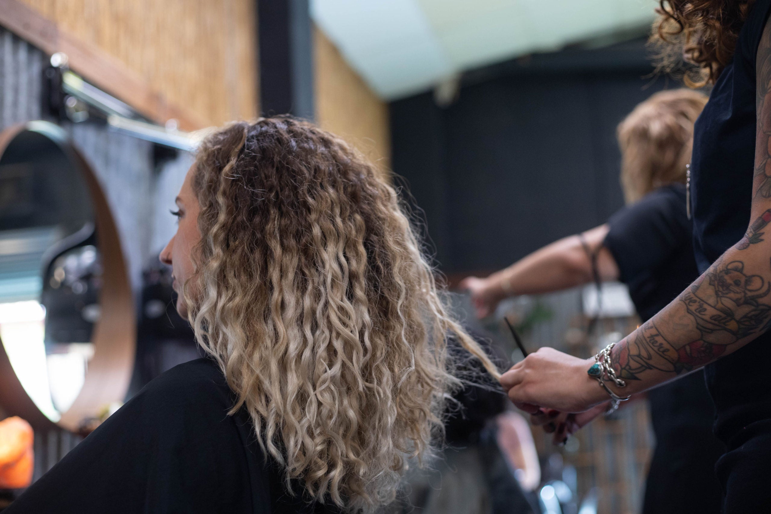 Curly cutting masterclass – Haylo Hair & Beauty